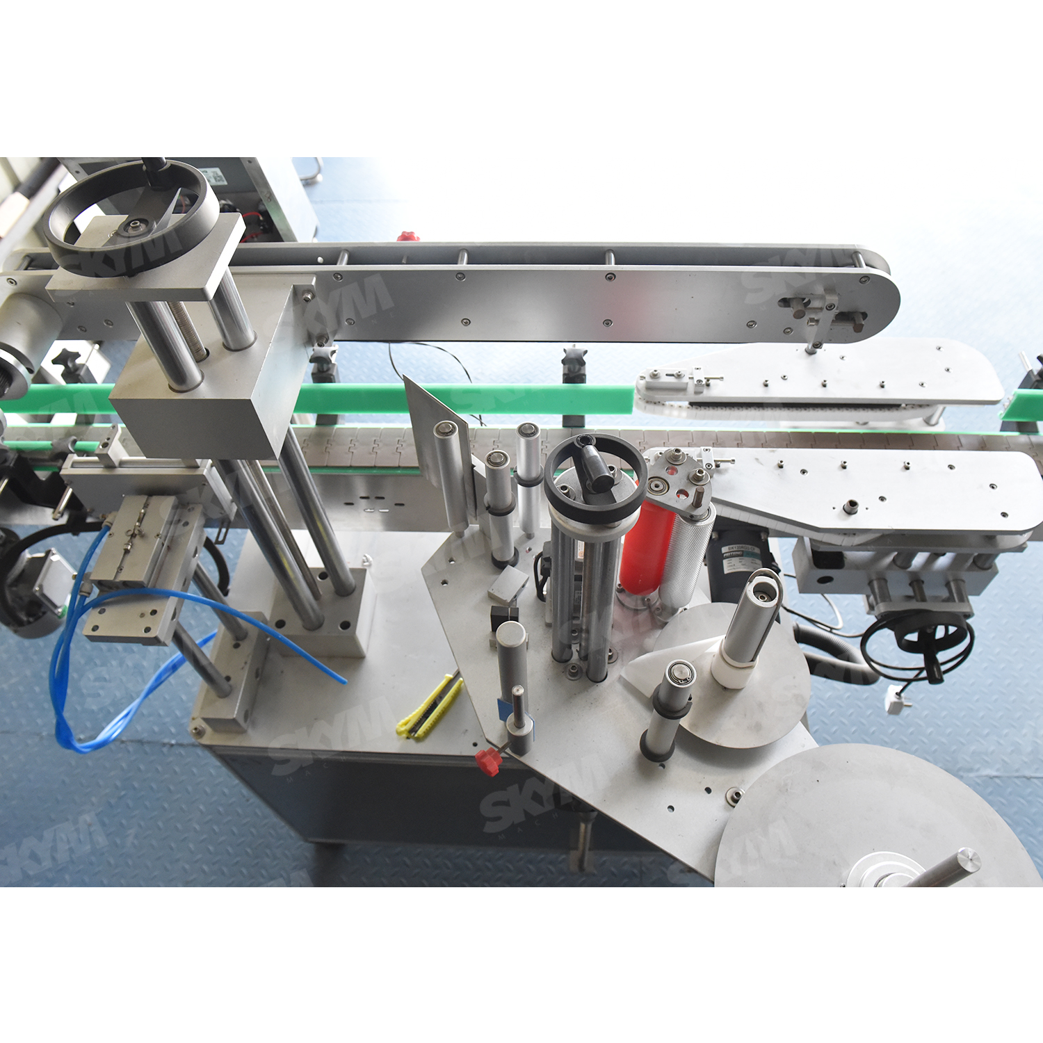 Self Adhesive Labeling Machine company | Zhangjiagang Sky Machine Co.,Ltd.