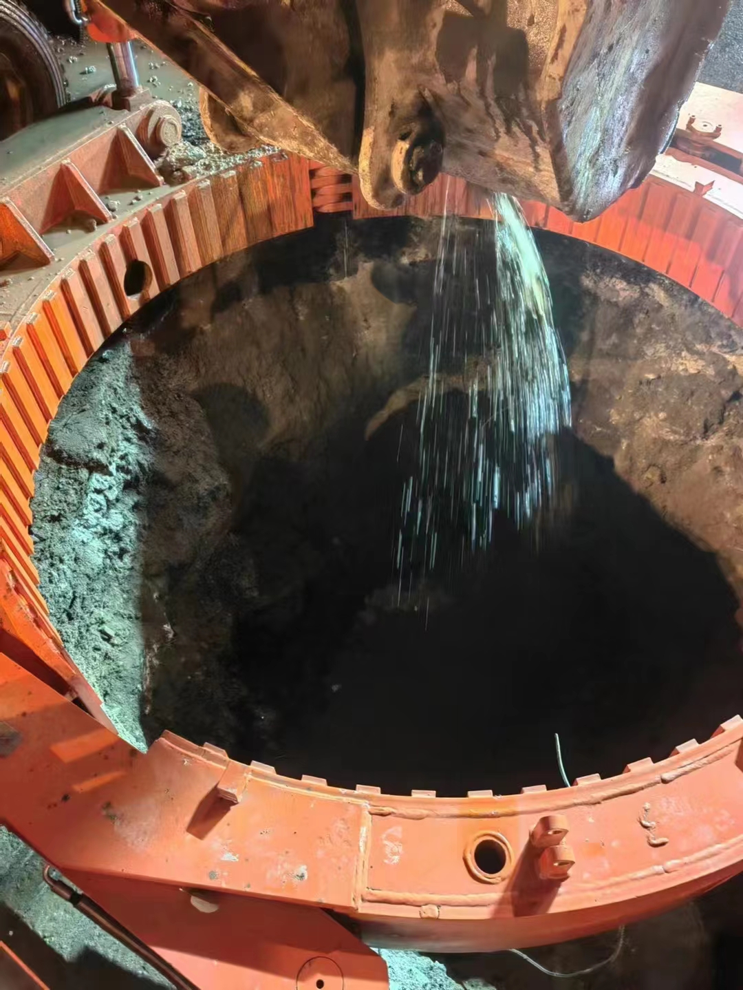 Shanghai 2590 tube shaking machine construction site | Jiangsu Xuanxuan ...