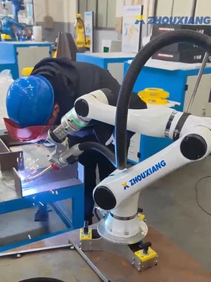 Collaborative Robots Enable "Intelligent Manufacturing" Of Ships | Wuxi ...