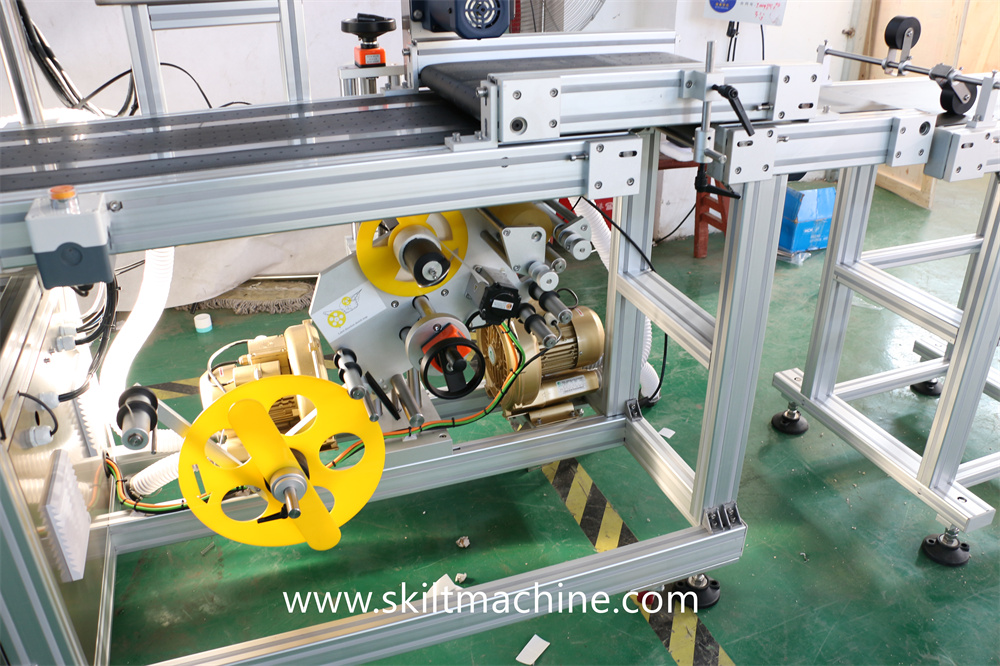 Experienced supplier of bag top bottom labeling machine,bag label ...