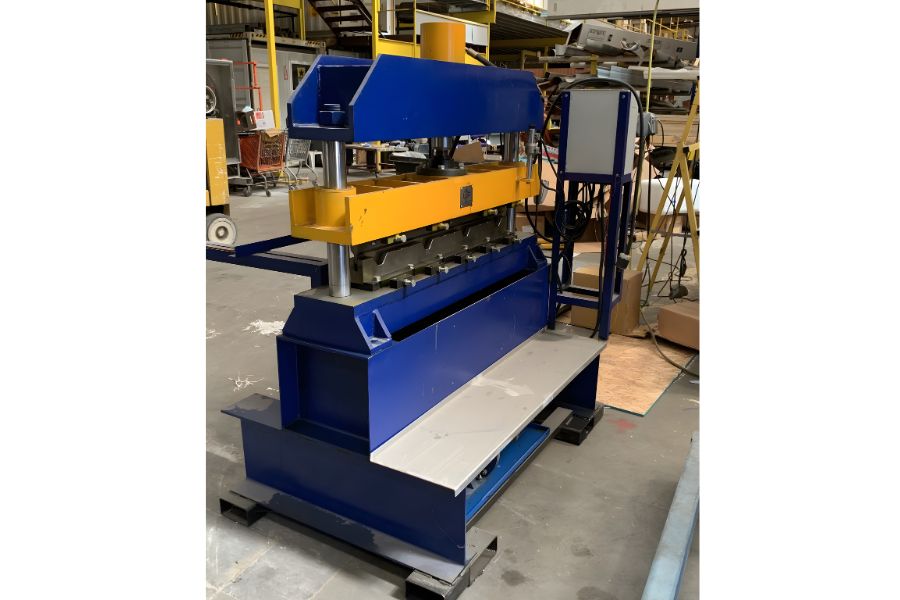 PBR PBU R Panel Roof Ridge Bender Hydraulic Press Machine manufacturer ...