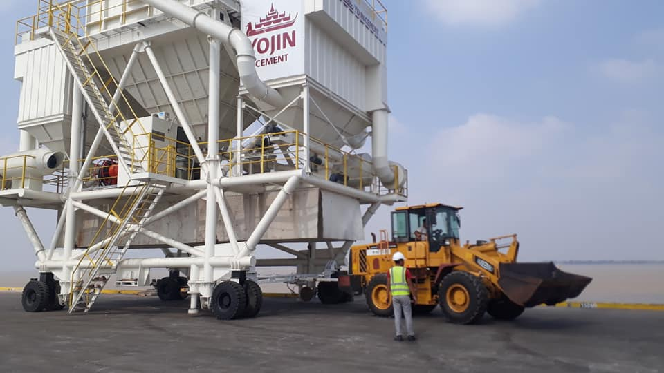 Our company's mobile dust control hopper exported to Myanmar was ...