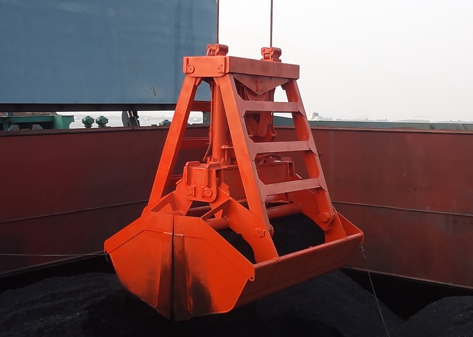 Remote Control Clamshell Grab company, supplier | Finer(Jiangsu)Lifting ...