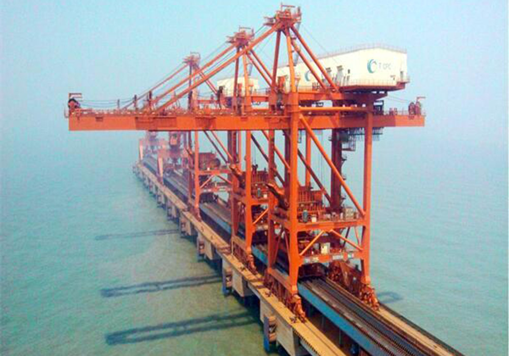 grab type ship unloader