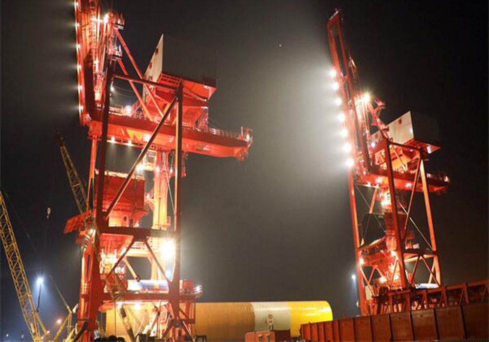 grab type ship unloader