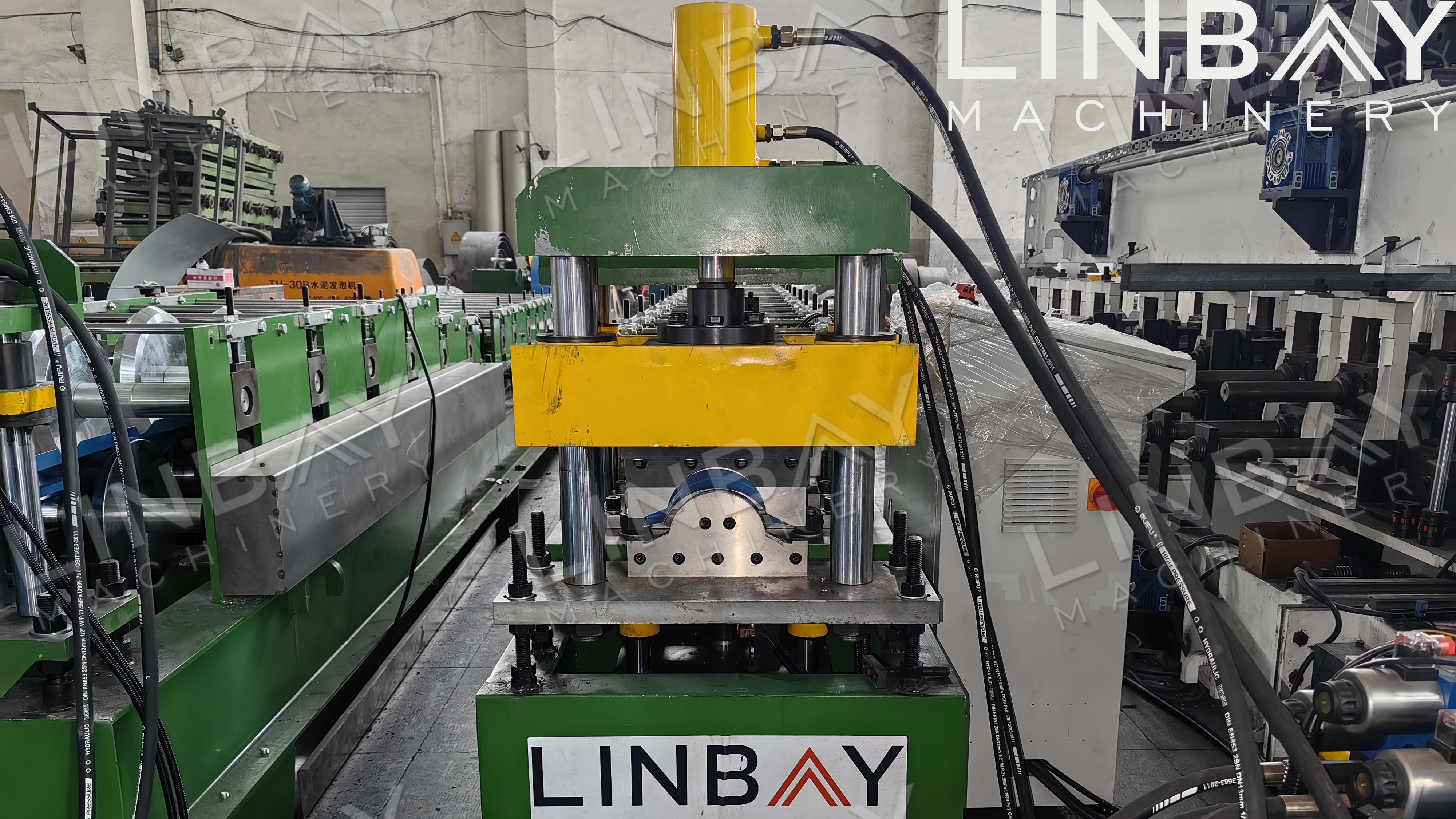 Conformadora para caballete para galvateja con prensa