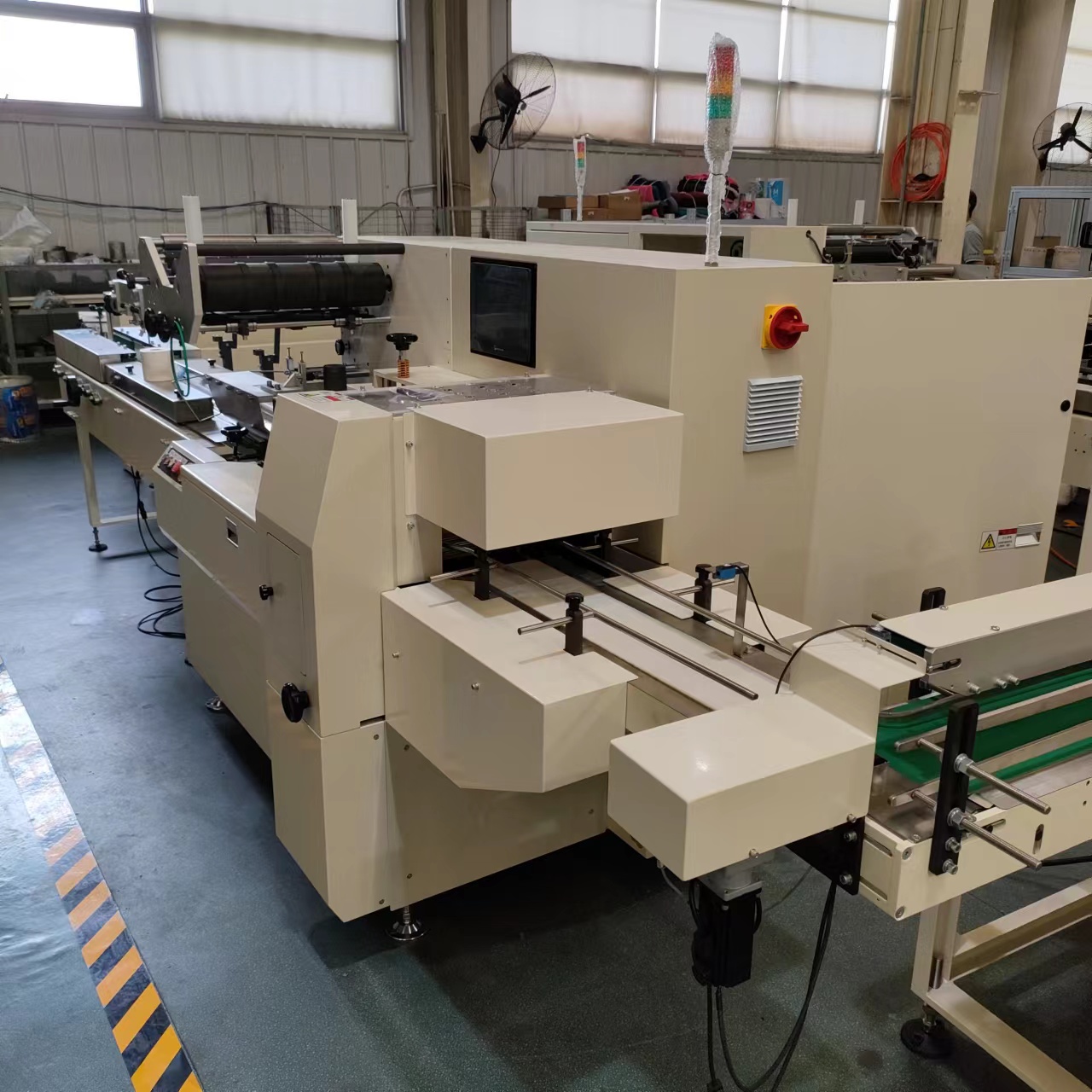 Single Wrapper Toilet Roll Packing Machine | Soontrue Packaging Machine