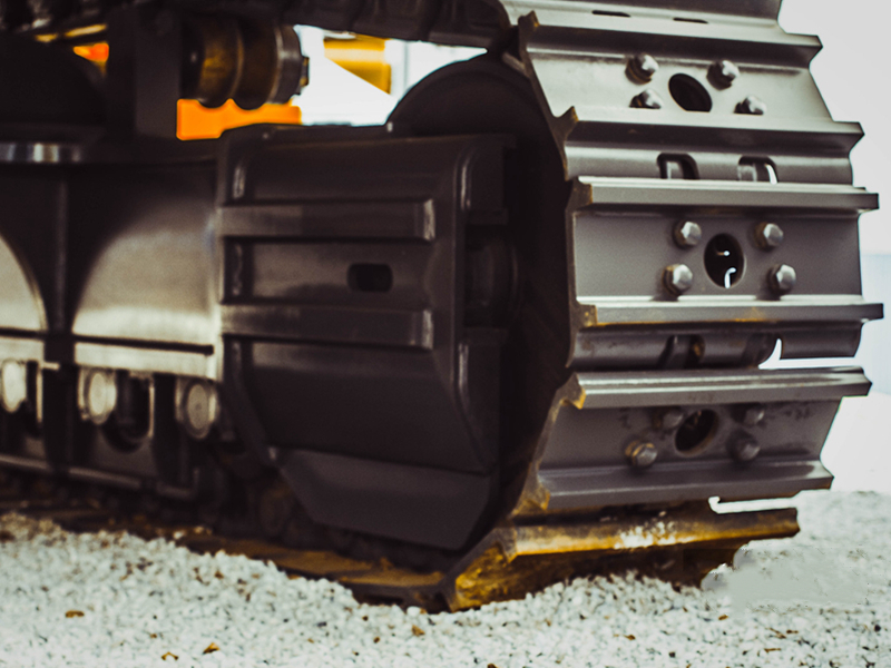 Double Grouser Track Shoes manufacturer | CLIK Tracks Manufacturing ...