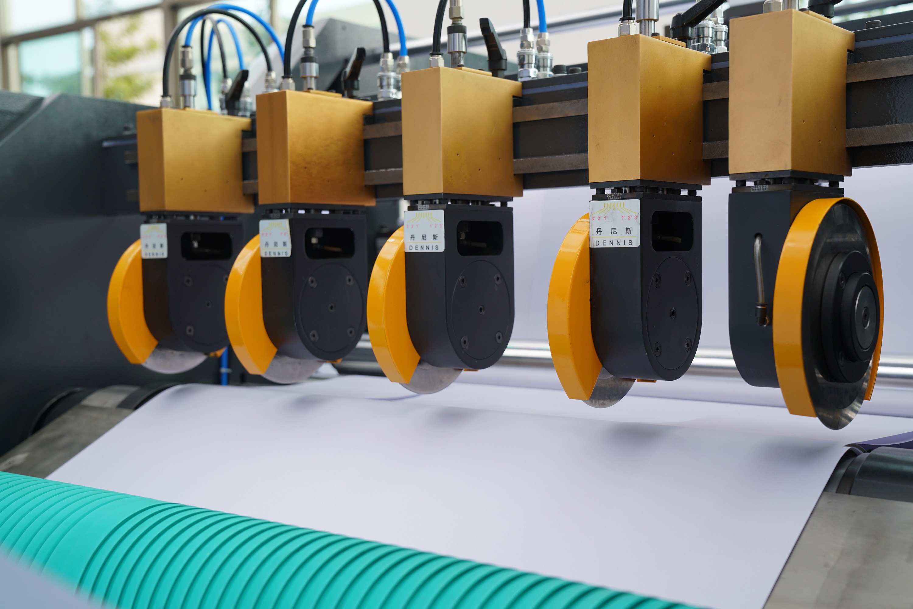 CHM-A4-2 Compact A4 Cutting Size Sheeting Machine With Packaging ...